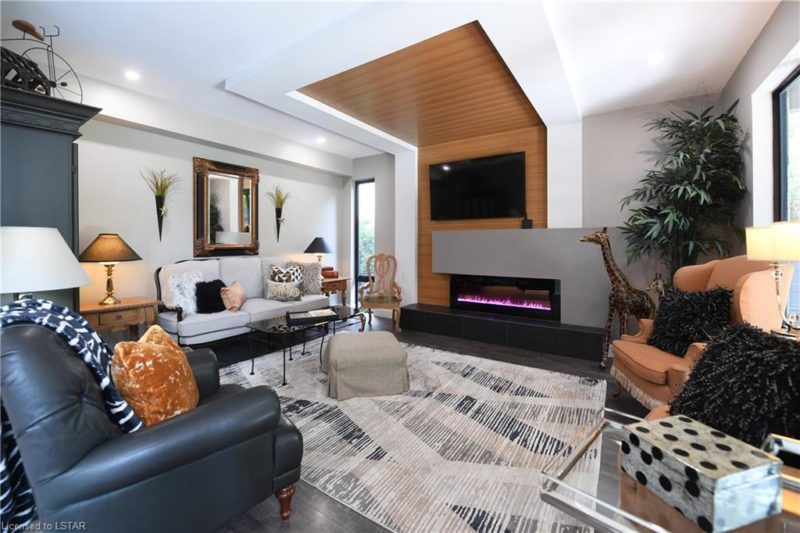 The Urban Executive - 565 Leyton Crescent, London - John Crosby Royal ...